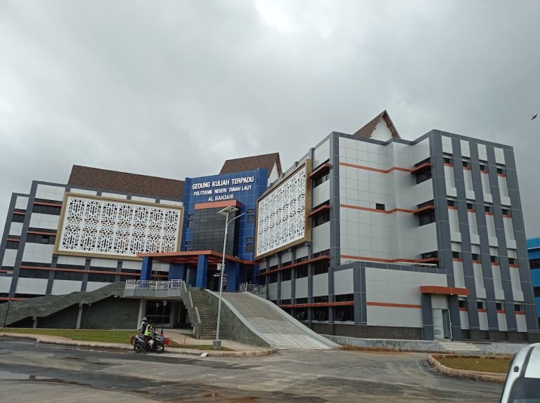 Maukuliah | POLITEKNIK NEGERI TANAH LAUT