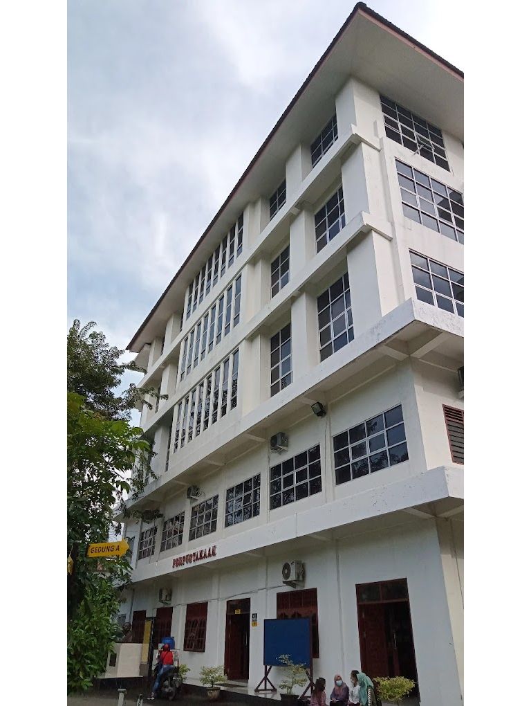 Maukuliah | Universitas Sari Mutiara Indonesia Medan