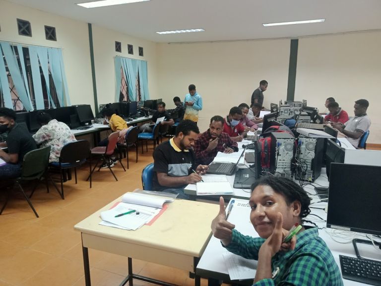 Maukuliah | Institut Teknologi Del