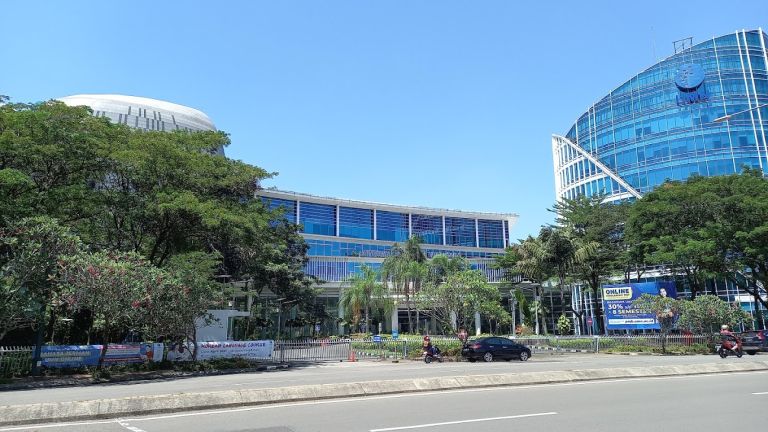 Maukuliah | Universitas Multimedia Nusantara Jakarta