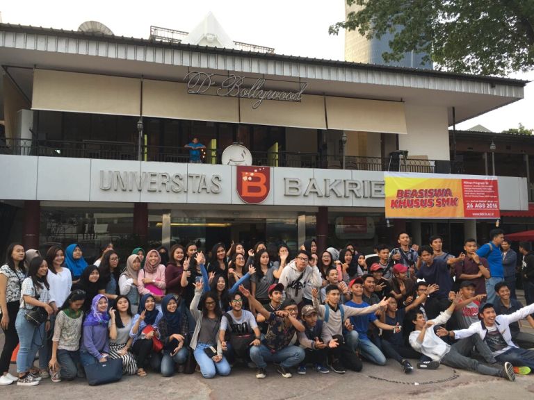 Maukuliah | Universitas Bakrie