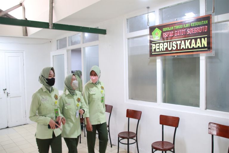 Maukuliah | Sekolah Tinggi Ilmu Kesehatan RSPAD Gatot Subroto