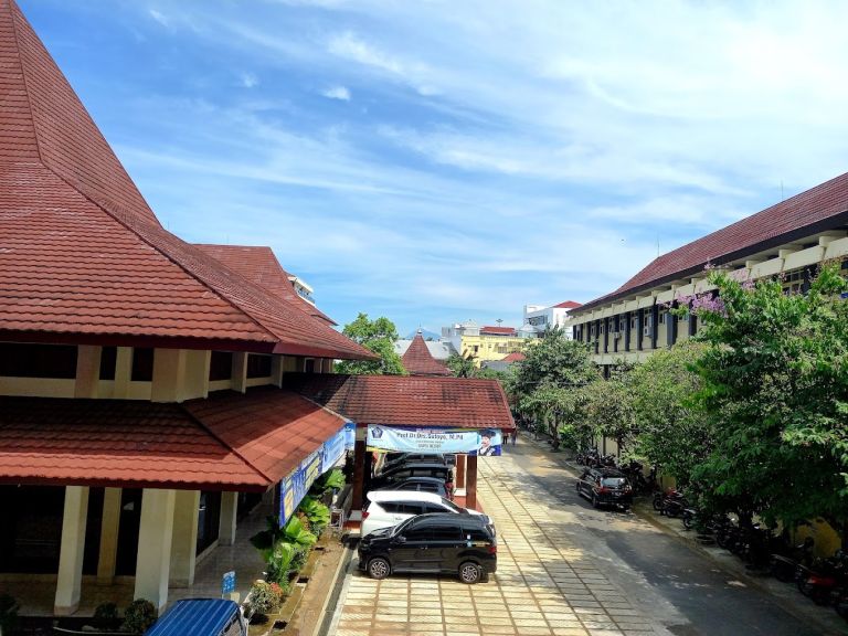 Maukuliah | Universitas Slamet Riyadi