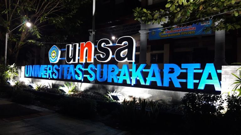 Maukuliah | Universitas Surakarta