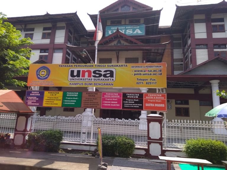 Maukuliah | Universitas Surakarta