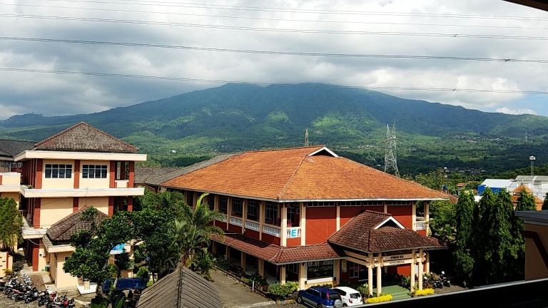 Maukuliah | Universitas Ngudi Waluyo