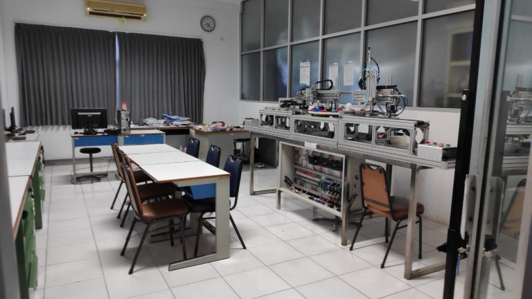 Maukuliah | Politeknik ATMI