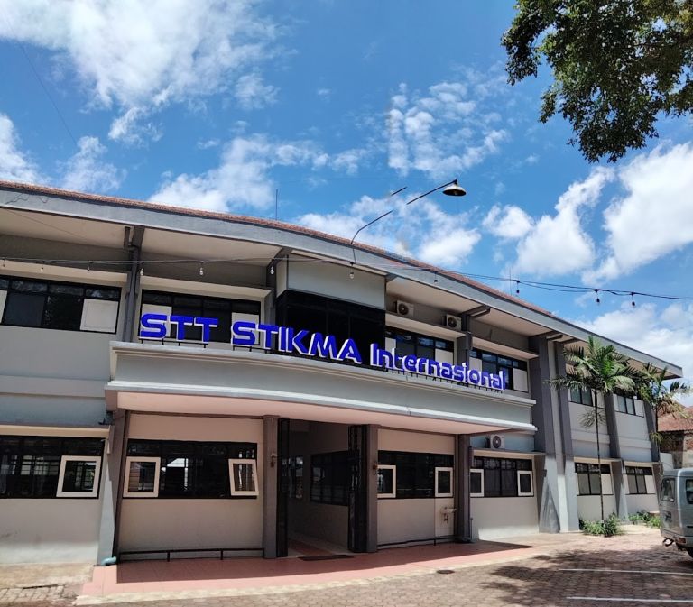 Maukuliah | Sekolah Tinggi Teknologi Stikma Internasional