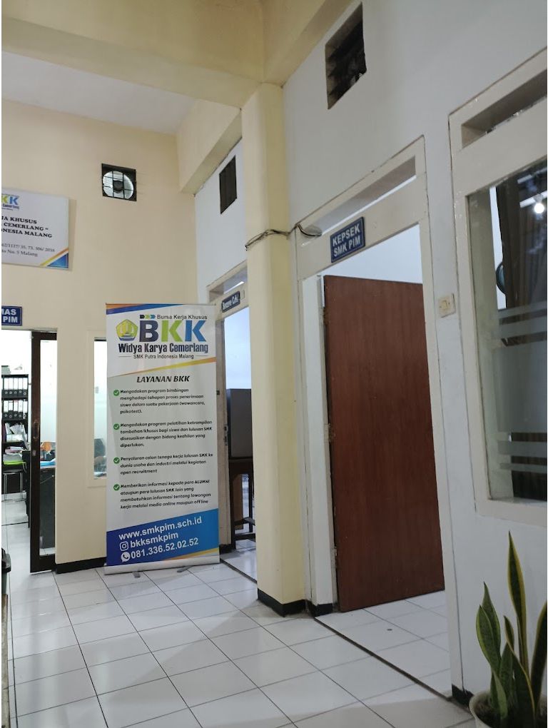 Maukuliah | Akademi Farmasi Putera Indonesia Malang