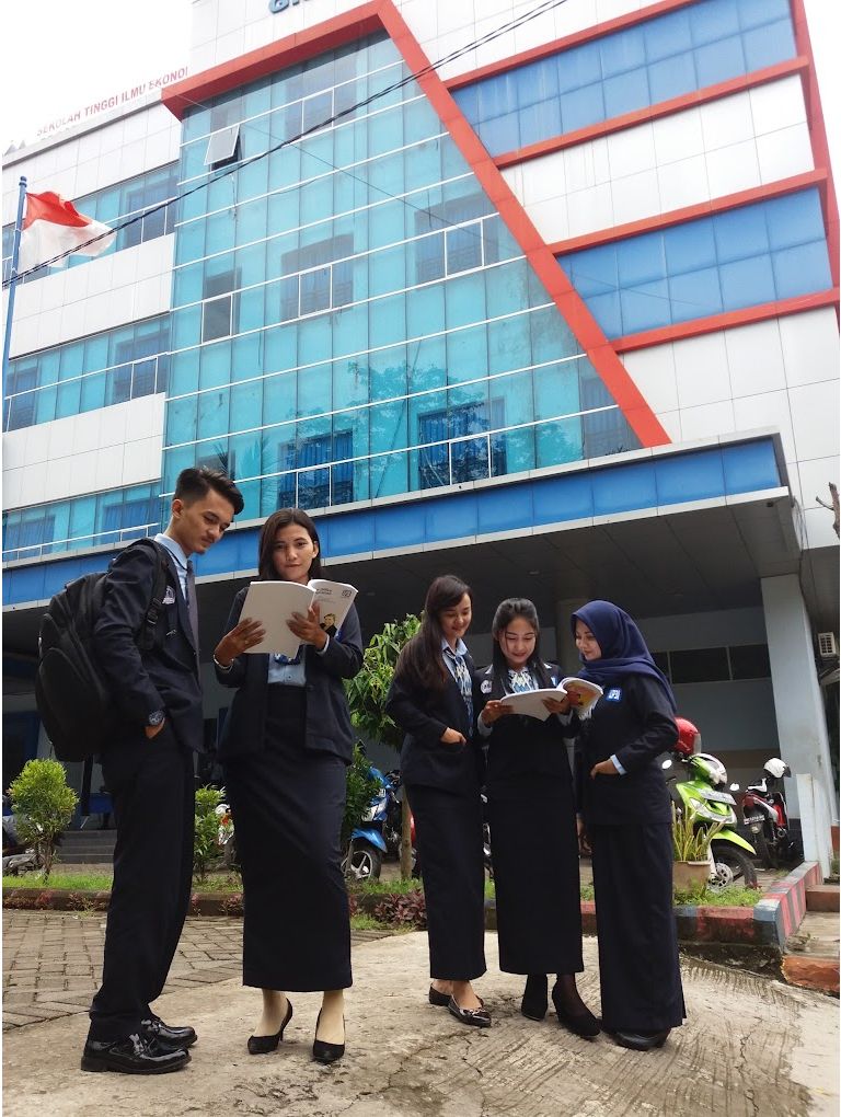 Maukuliah | Politeknik Informatika Nasional/Politeknik LP3I Makassar