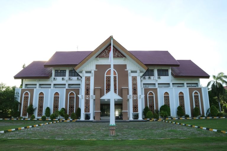 Maukuliah | Universitas Islam Negeri Ar-Raniry Banda Aceh