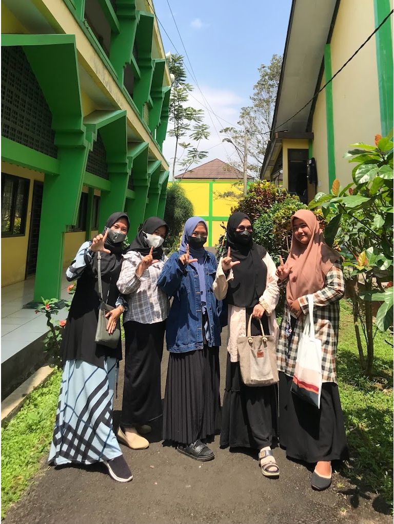 Maukuliah | Institut Agama Islam Latifah Mubarokiyah