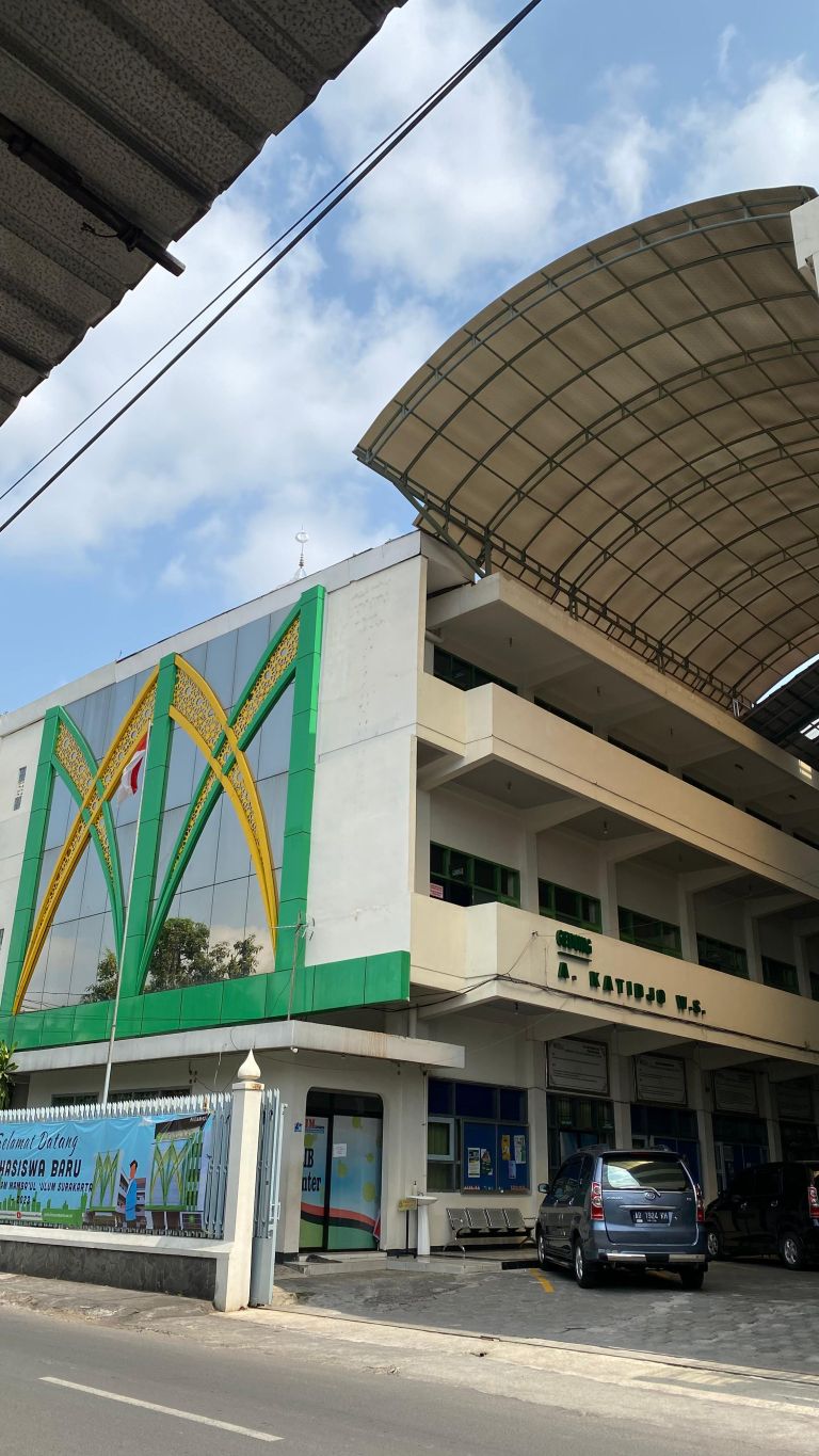 Maukuliah | Institut Islam Mambaul Ulum Surakarta